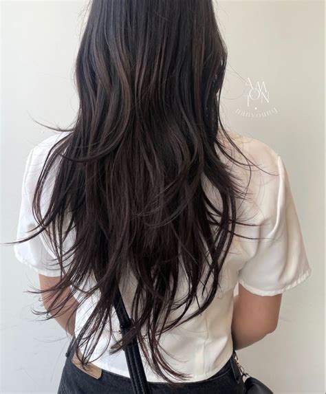 하늘하늘 감성 허쉬컷 긴머리 헤어컷 긴 머리 커트 긴 머리 헤어스타일