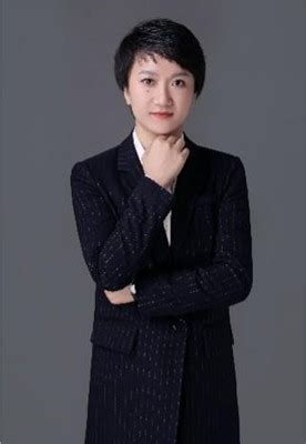 查肖萍 C 上海博和汉商律师事务所
