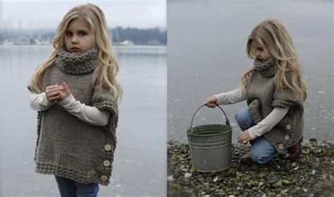 Женский вязаный жилет