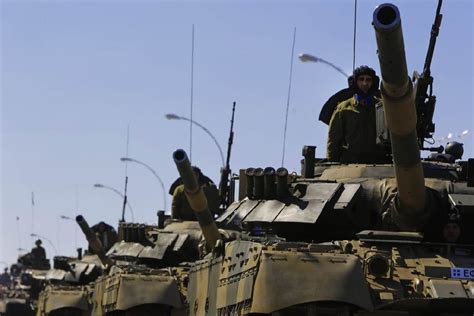 Στρατιωτική παρέλαση για την 57η επέτειο της Κυπριακής Ανεξαρτησίας ΦΩΤΟΓΡΑΦΙΕΣ Defenceline