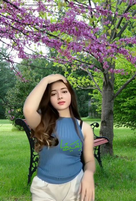 Pin Oleh C Wirawan Di Eld Gadis Gadis Cantik Wanita Cantik Gadis Cantik Asia