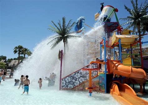 Six Flags Hurricane Harbor Valencia Ca California Beaches
