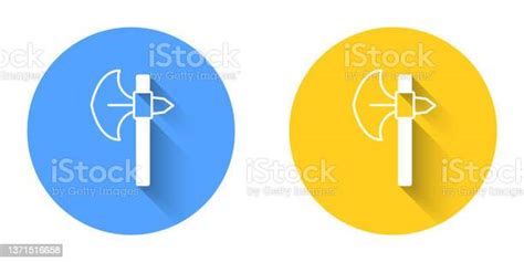 긴 그림자 배경으로 격리 된 흰색 중세 도끼 아이콘 전투 도끼 실행자 도끼 중세 무기 서클 버튼입니다 벡터 강철에 대한 스톡 벡터 아트 및 기타 이미지 Istock