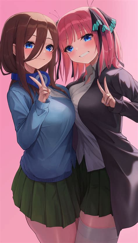 Miku And Nino R5toubunnohanayome
