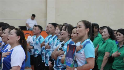 Дорнод аймгийн 1993 оны төгсөгчид спортын аваргуудаа шалгаруулав