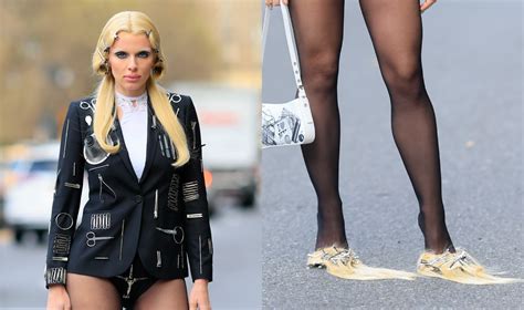Julia Fox Wears Hairy Shoes For ‘omg Fashun Press Day Footwear News