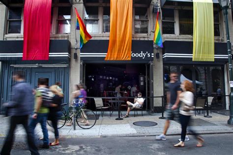 9 Best Gay Bars In Philadelphia To Visit Now
