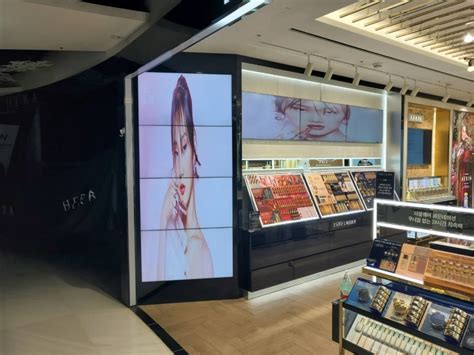 55인치 비디오월 에스티로더 잠실점 설치사례 Mdskorea