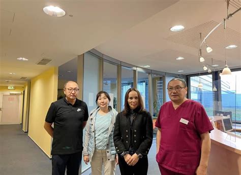 Vip76 Mn УИХ ын гишүүн Ц Мөнхцэцэг Берлин хот дахь эмэгтэйчүүдийн эмнэлгээр зочиллоо