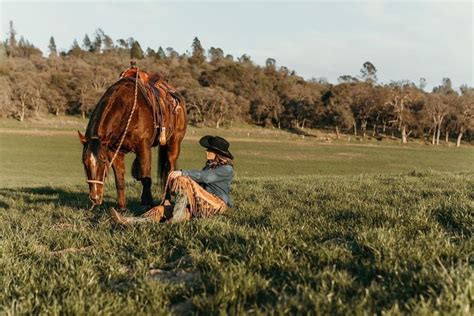 Cowgirl Magazines Cowgirlmagazine Instagram Profile • 4935 Photos