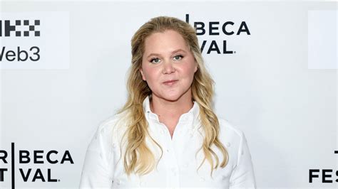 Amy Schumer Showcases Dramatic Weight Loss As She Appears Without Her