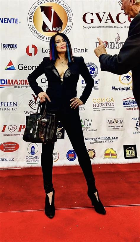 Lynda Trang I Trung Th Nh V I Gu Th I Trang S C S Ch M Ch Khoe Th N H Nh Ch C Nu T Tu I U