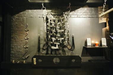 Secret Sex Clubs In Chicago Thrillist