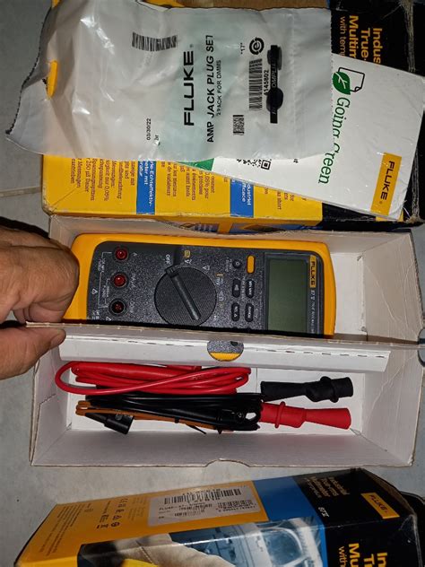 FLUKE 87V TRUE RMS DIGITAL MULTIMETER Commercial Industrial Industrial Equipment On Carousell