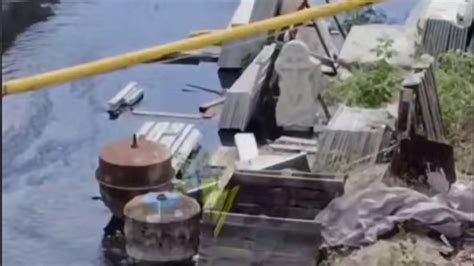 У Дніпрі біля школи утворилося болото з нечистот ВІДЕО Читайте на Ukr Net