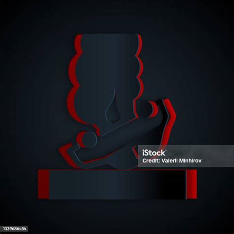 종이 컷 불타는 자동차 아이콘 검은 배경에 격리 불에 자동차 화재와 연기로 덮인 깨진 자동차 종이 아트 스타일 벡터 3차원 형태에 대한 스톡 벡터 아트 및 기타 이미지