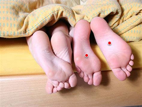 7 Acupressure Points To Treat Impotence