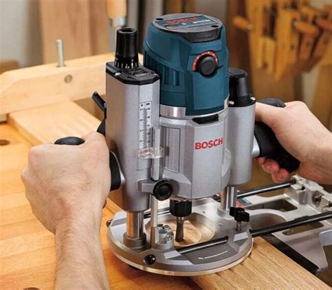 Plunge Router Vs Fixed Base Router What S The Difference Router Plunge Router Router Tool
