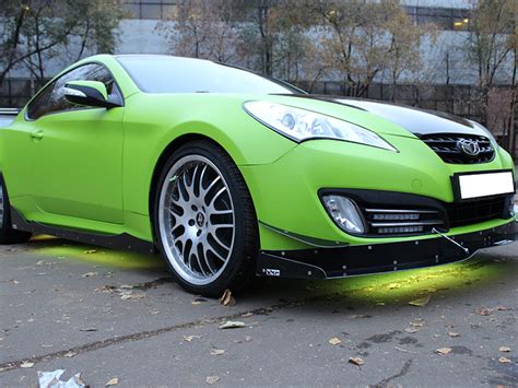 Оклейка авто пленкой винилография автостайлинг от студии Maxivinyl