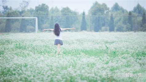 “为什么我的男友可以一整天不联系我？”3位过来人说出了真相 知乎