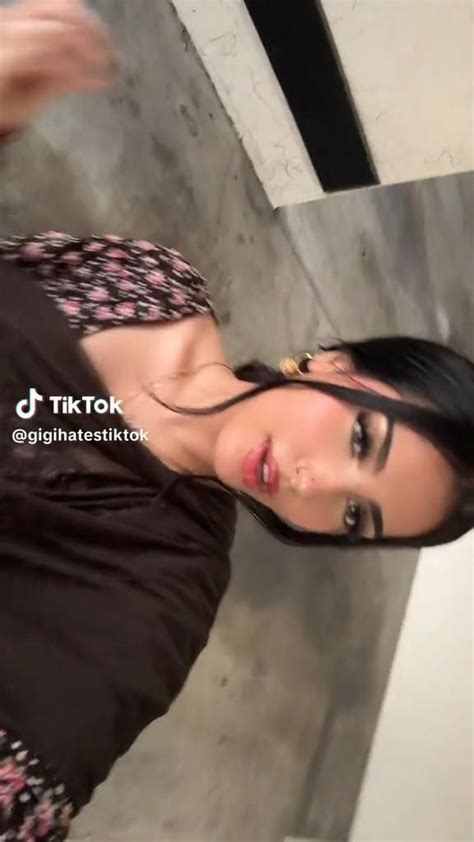 Pin By Bhano On Talia In Pakistani Makeup Looks Eid Hairstyles Wedding Guest Hairstyles