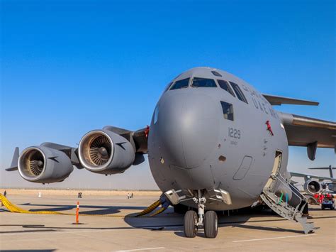 revealing the immense dimensions of america s c 17 globemaster iii video