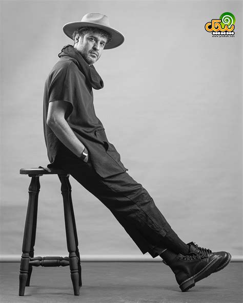 بیوگرافی مجتبی پیرزاده و همسر 40 عکس زیبا و خانوادگی مجتبی پیرزاده مجتبی پیرزاده