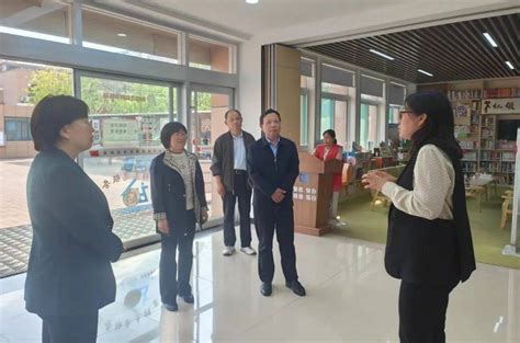 市政协委员活动工作室就“提升社区服务消费水平”开展调研相关座谈交流