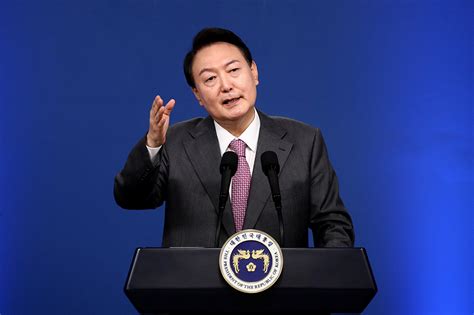 “韩国需要核武装”？尹锡悦：韩方决不会放弃核不扩散体制
