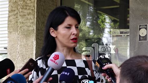 Фатиме Фетаи - YouTube