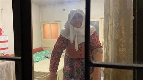 Yaşlı Kadını Kandırıp Parasını Gasp Ettiler Son Dakika Haberleri