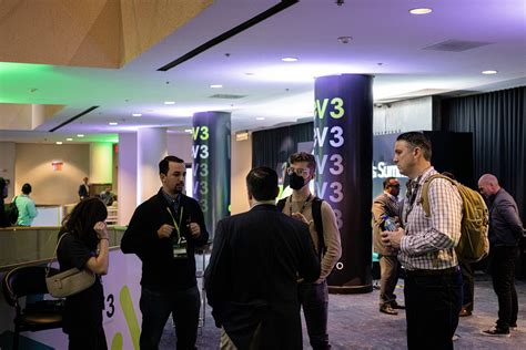 Domino Data Lab Rev3 Emc3