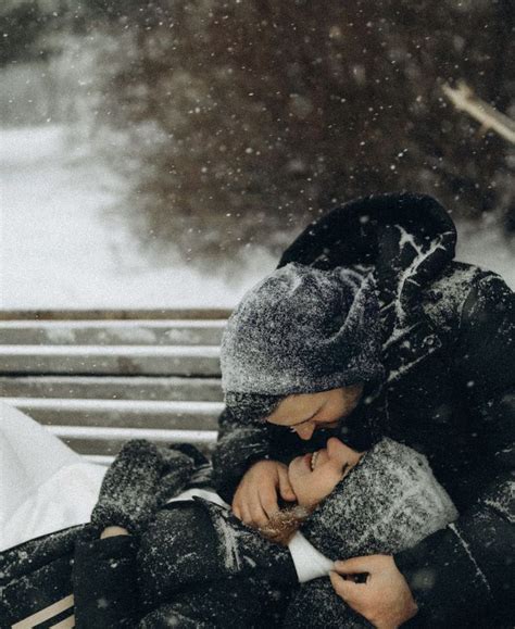 Пин на доске Зимняя фотосессия для пар Осенние семейные портреты Зимняя семейная фотография