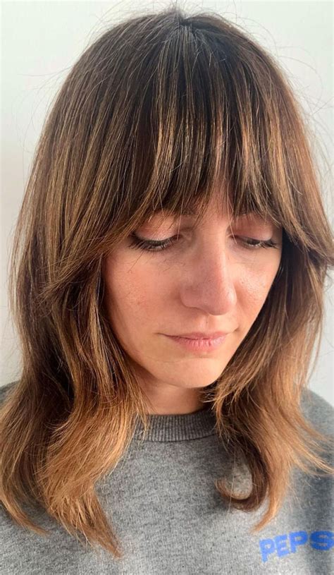 30 Cute Fringe Hairstyles For Your New Look Trendy Mid Length With A