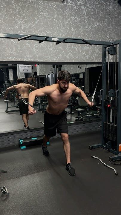 Сведение рук в кроссовере идеальное упражнение добить грудь Sports Youtube