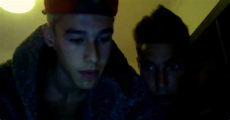 Amigos Heteros E Gostosinhos Se Chupando Pela Primeira Vez Rapido