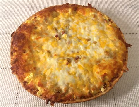 Lotzza Motzza Breakfast Pizza Freezer Meal Frenzy