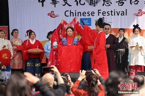 加拿大密西沙加市举行中华文化节 表演 中新社 余瑞冬