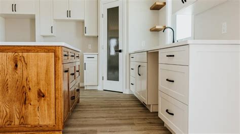 Thermofoil Cabinet Doors