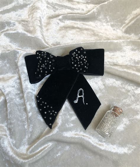 Чёрный бархатный бант | Accessories, Fashion, Tie