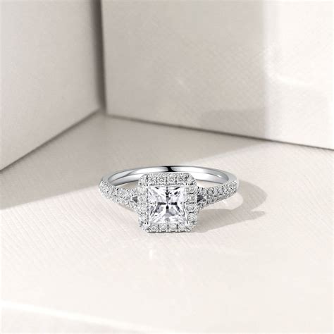 歌灵钻石官网 Glitter成都钻戒定制 成都钻戒品牌 裸钻定制