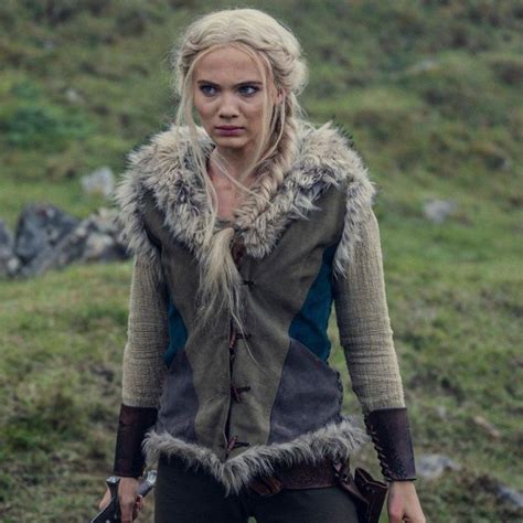 Ciri Fox Fur Suede Leather Vest From The Witcher Season 03 Safyd