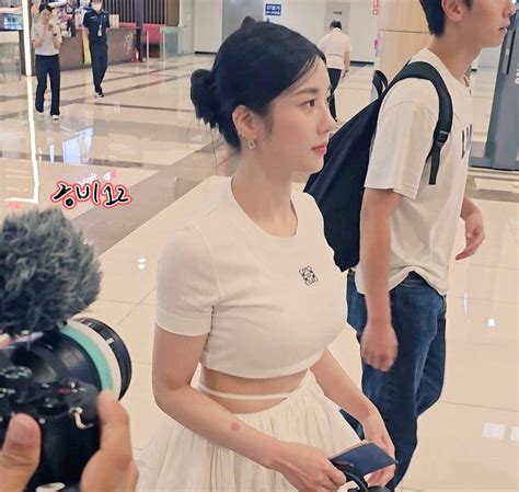 일본 워터밤 출국하는 1황 권은비 인스티즈 Instiz 이슈 카테고리