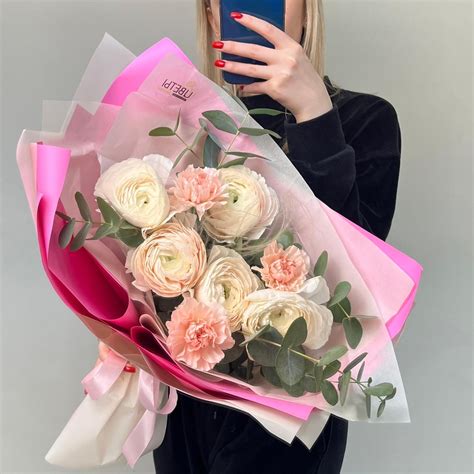 Цветы радикулюс - 68 фото