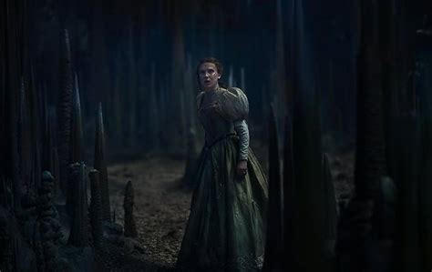 현재 전세계 뒤흔들고 있는 2004년생 여성의 정체 맥스무비