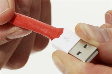 How To Fix A Broken USB Cable With Sugru MyMemory Blog