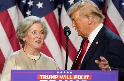 트럼프 비서실장에 수지 와일스 첫 여성 백악관 비서실장 월간조선