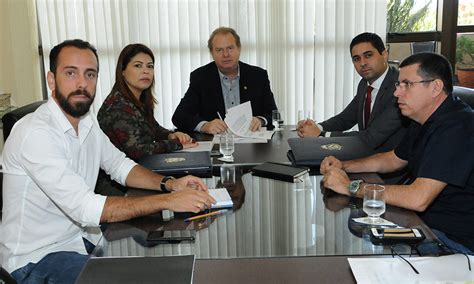 Governador Assina Contrato De R 35 Milhões Para Investimentos Em