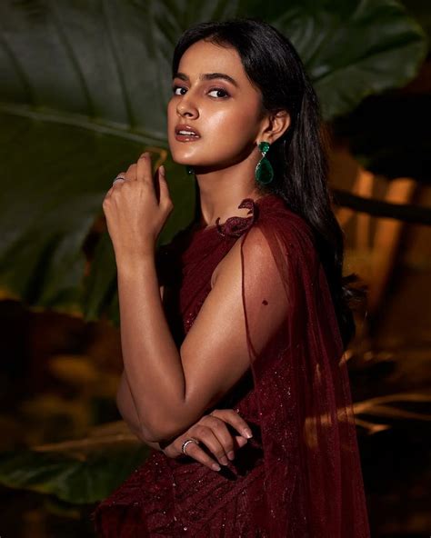 Shraddha Srinath A Rising Face Of South Indian Industry