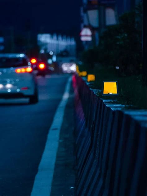 Polycarbonate Road Median Marker At ₹ 560 Piece In New Delhi Id 2852149395862